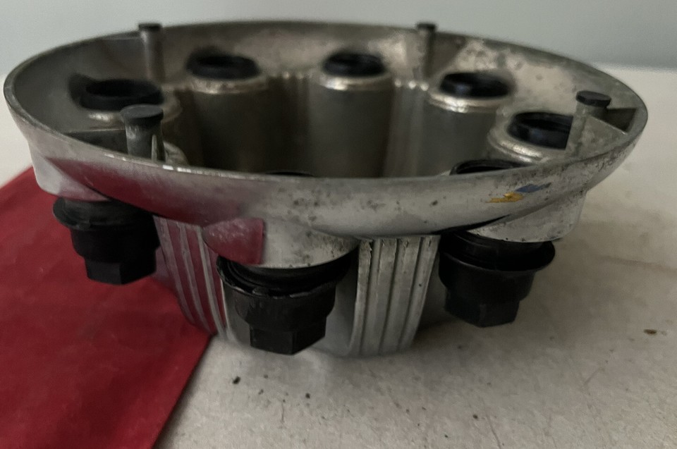 #AE 1) 1999- 2017 GMC Sierra 2500 3500 chrome OEM Center Cap 15052379 ...