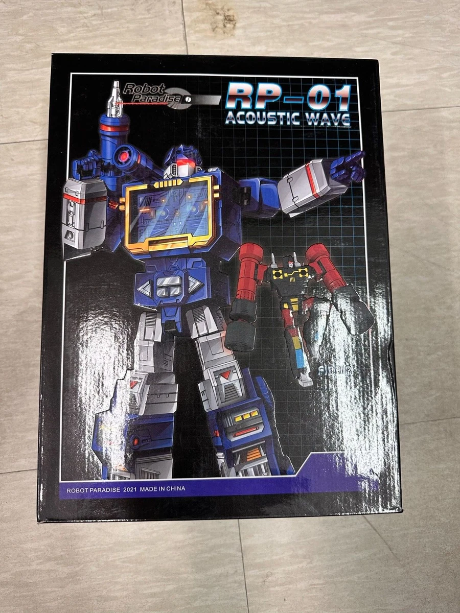 Revoltech Soundwave