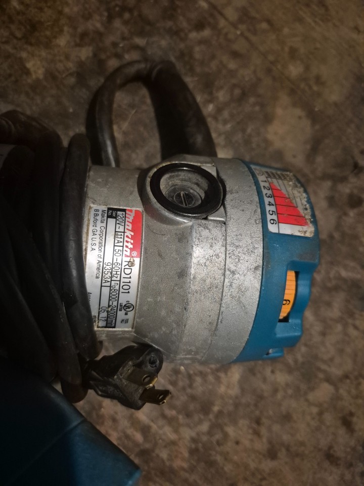 Makita RD1101 2-1/4 HP D-Handle Router ... | eBay