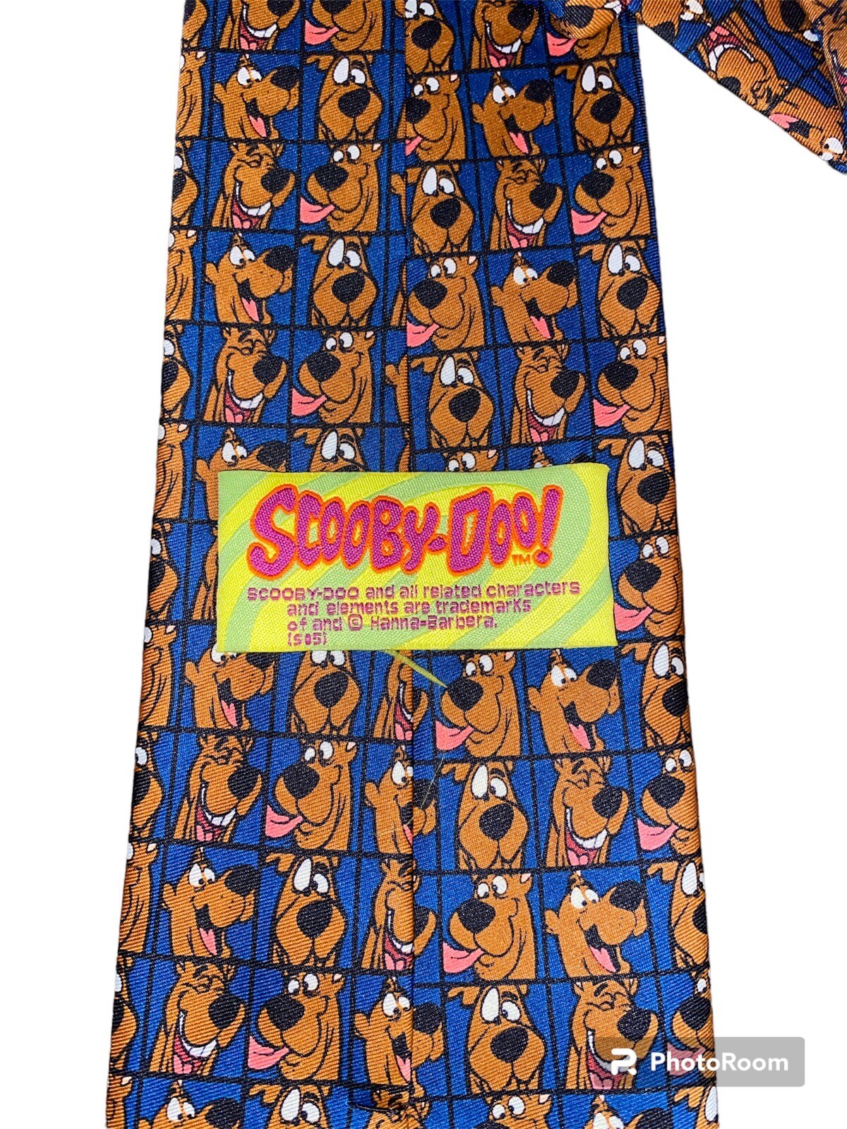1997 Vintage Scooby Doo men's tie with silly face - Gem