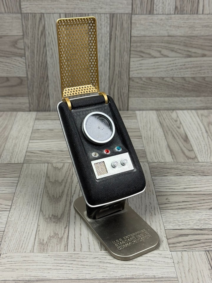 Star Trek - The Original Series - Standard Issue Communicator - The ...