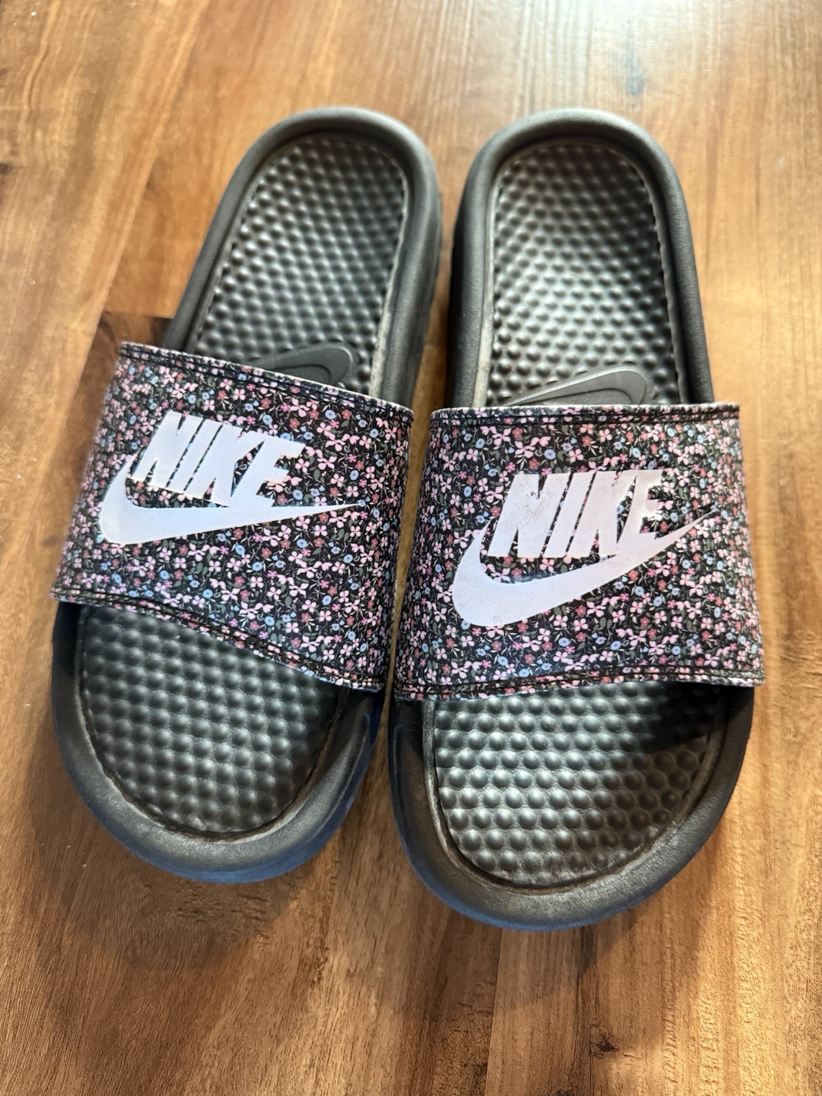 Nike Slides Floral Size 9, Black With Multicolor Flor… - Gem