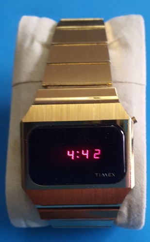 Led lcd Vintage Digital 1970s Timex H Cells watch. Amazing condition ...