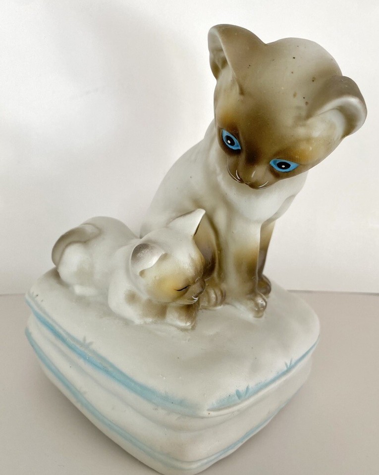 Vintage 1982 Mann Music Box Siamese Cat Kitten Plays -You Light Up My ...