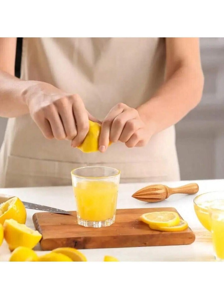 LEMON SQUEEZER WOODEN HAND JUICER KITCHEN CITRUS LIME ORANGE PRESS ...