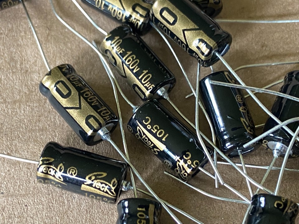 25pc Electrolytic Capacitor Axial 2000hr +105℃ RoHS 10uF 160V φ8x16mm ...