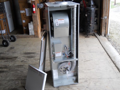 Brand NEW 77k BTU Multi Speed Revolv Mobile Home Gas Furnace - Downflow ...