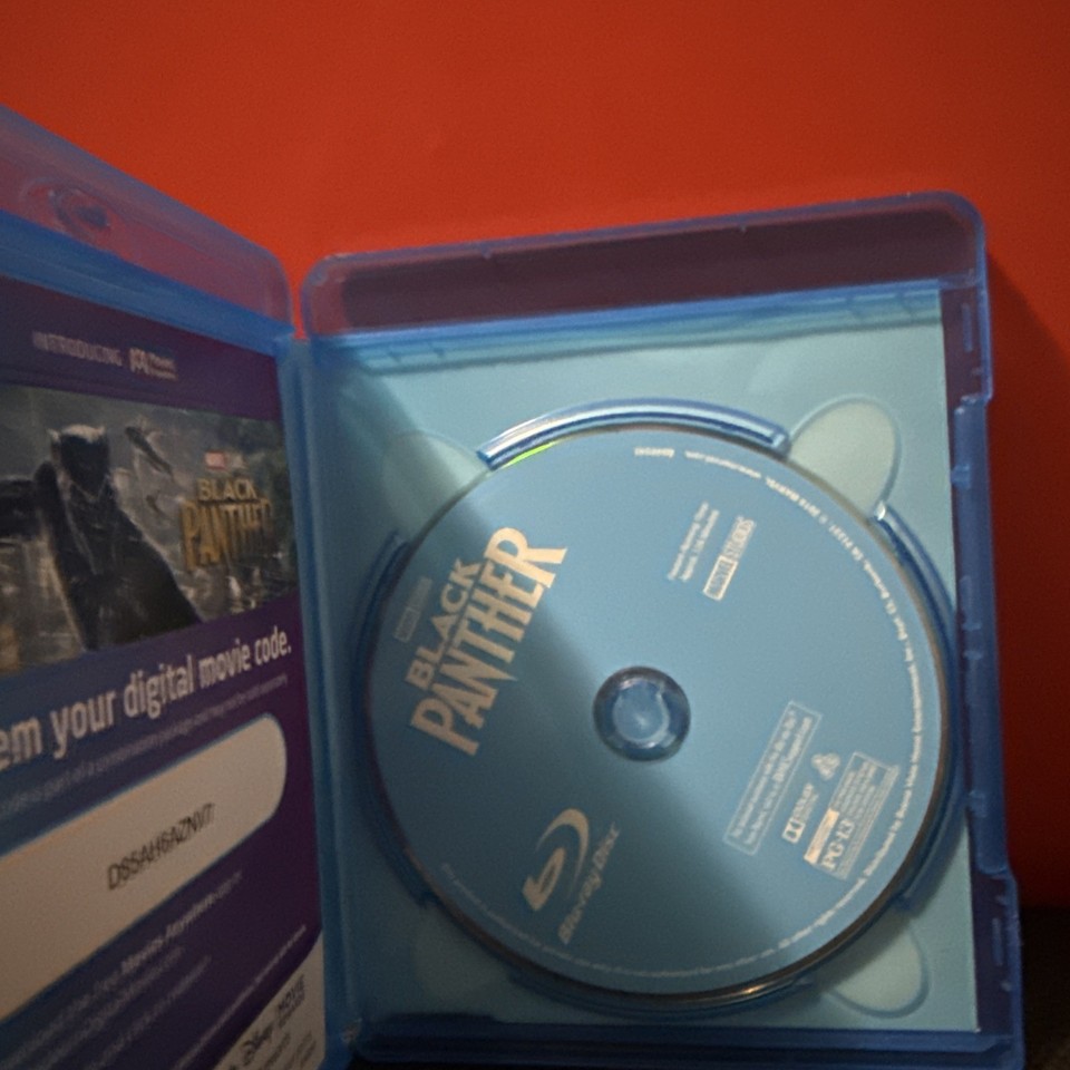 Black Panther Blu-ray With Cover Slip And Art 786936856330| eBay
