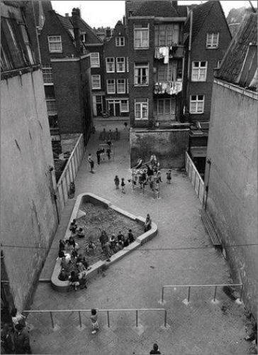 Aldo Van Eyck : The Playgrounds and the City by Ingeborg de Roode (2002 ...
