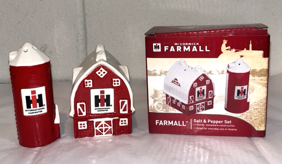 IH Barn and Silo Salt & Pepper Shaker Set Stoneware Red White Farmall ...