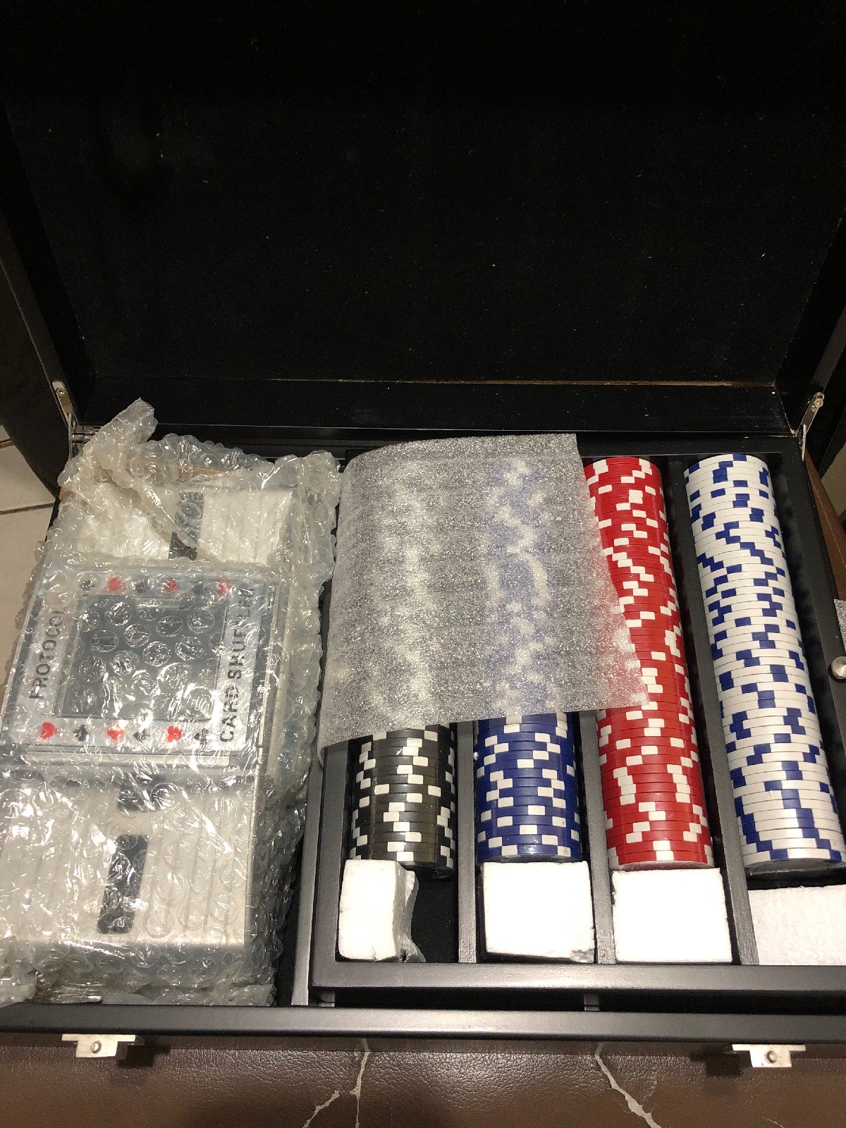 Professional Poker Chip Set And Accessories In Wooden Case Protocol ...