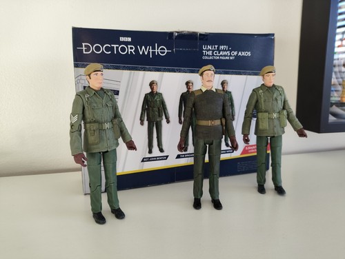 Doctor Who Third Doctor - UNIT 1971 The Claws of Axos Collectors Figure ...