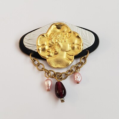 VINTAGE BROOCH WOMAN LADY FIGURINE DANGLES RETRO COLLECTIBLE COSTUME ...