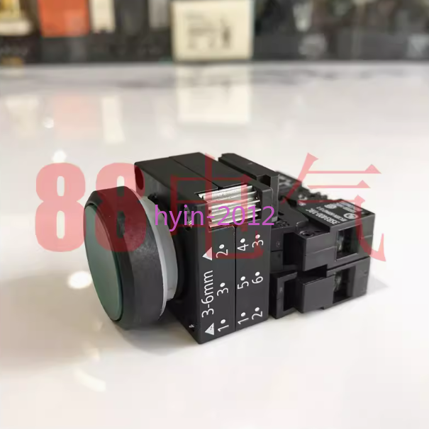 1pcs New SIEMENS 3SB3253-0AA41【 Green button with light 】 | eBay