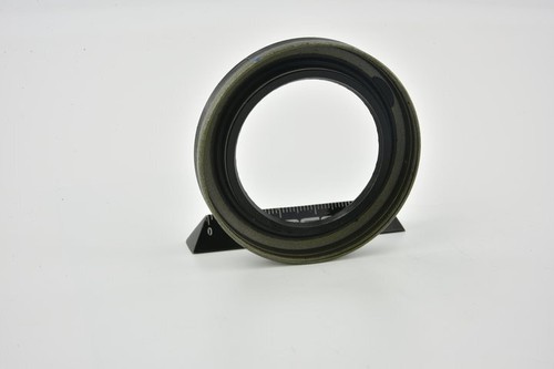 Front Half Shaft Oil Seal 37.2X56.2X8X12.1 For MERCEDES BENZ GLK 220 ...