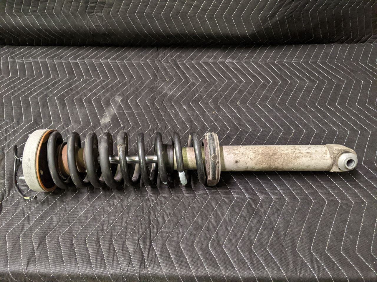 BMW E60 M5 Rear EDC Strut Spring Assembly 33522283127 | eBay