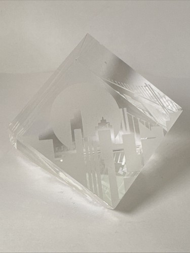 Steuben Glass Crystal Cube New York City Skyline Prism Paperweight ...