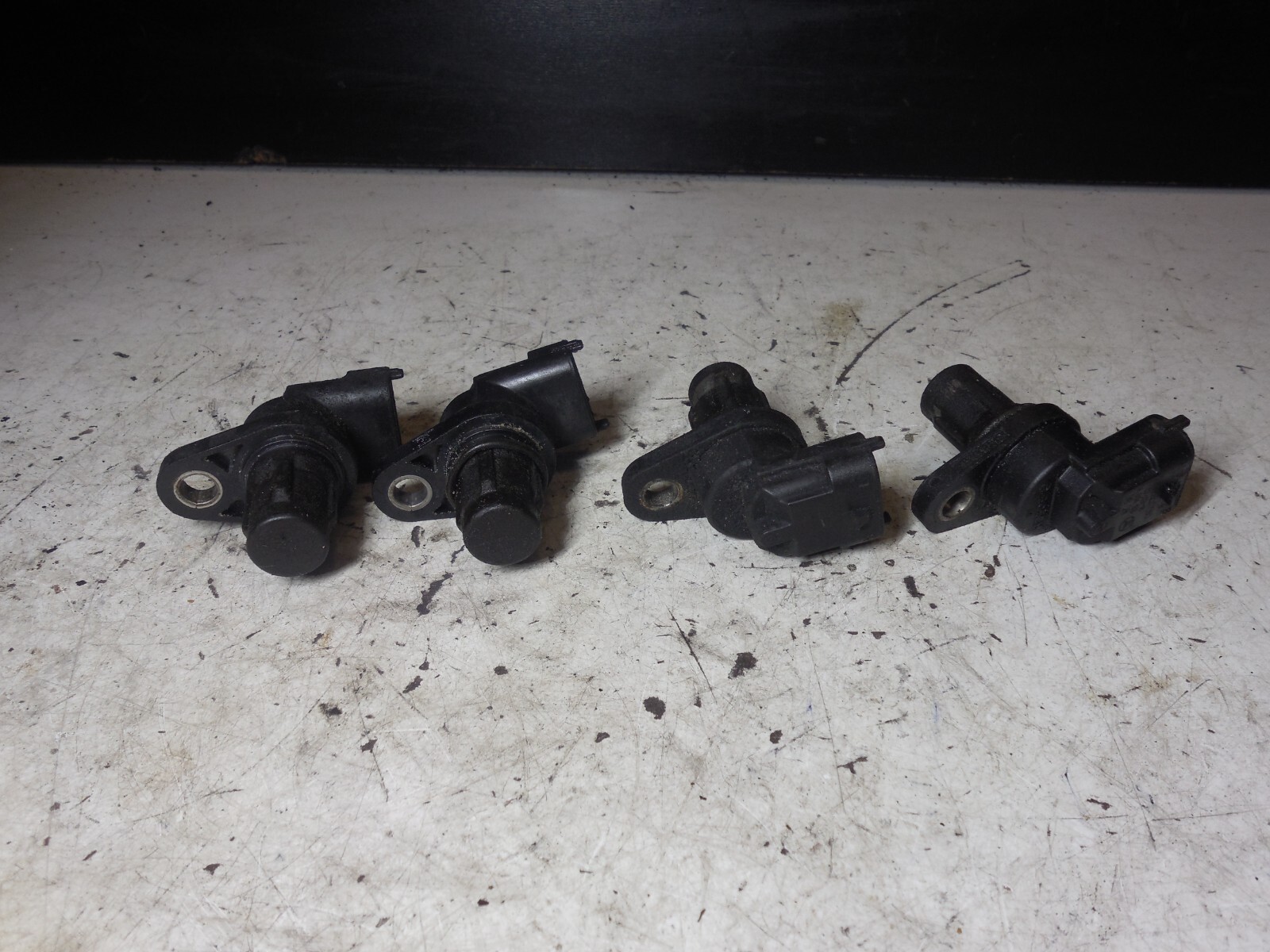 4 Camshaft Position Sensor A0041539628 Mercedes Benz S65 AMG Maybach ...