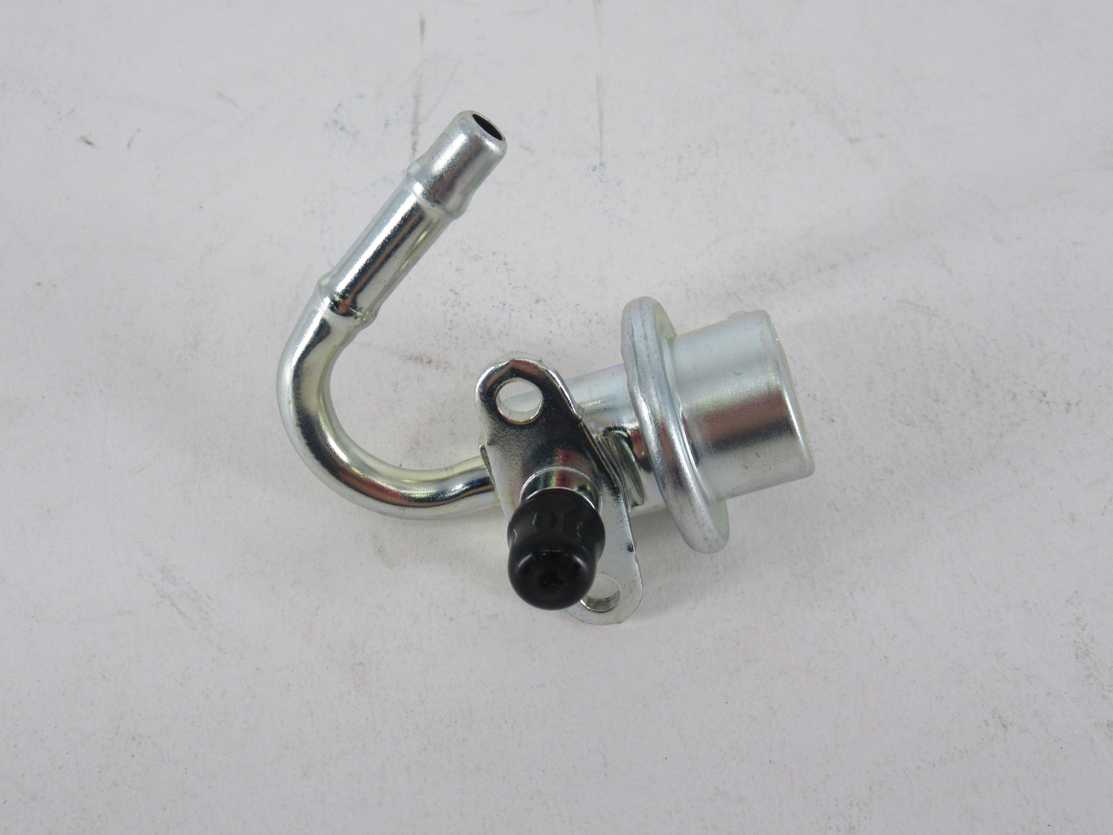 Genuine OEM Nissan Infiniti 22670-0W00A Fuel Pressure Regulator | eBay