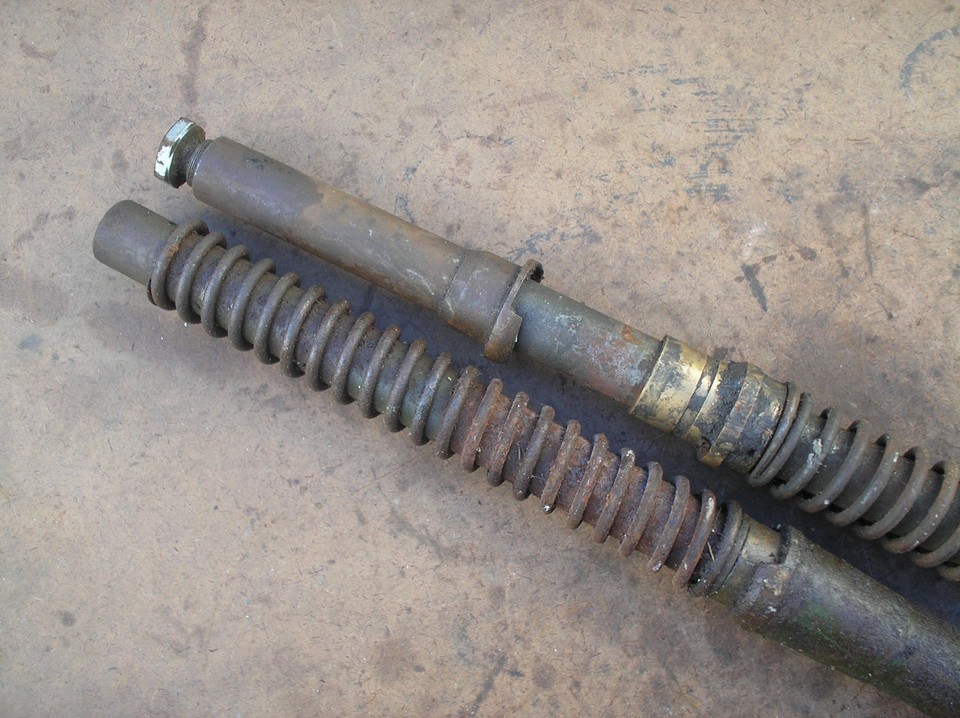 Velocette 350 500 MAC MSS Viper Venom ? RANDOM front fork parts SPARES ...