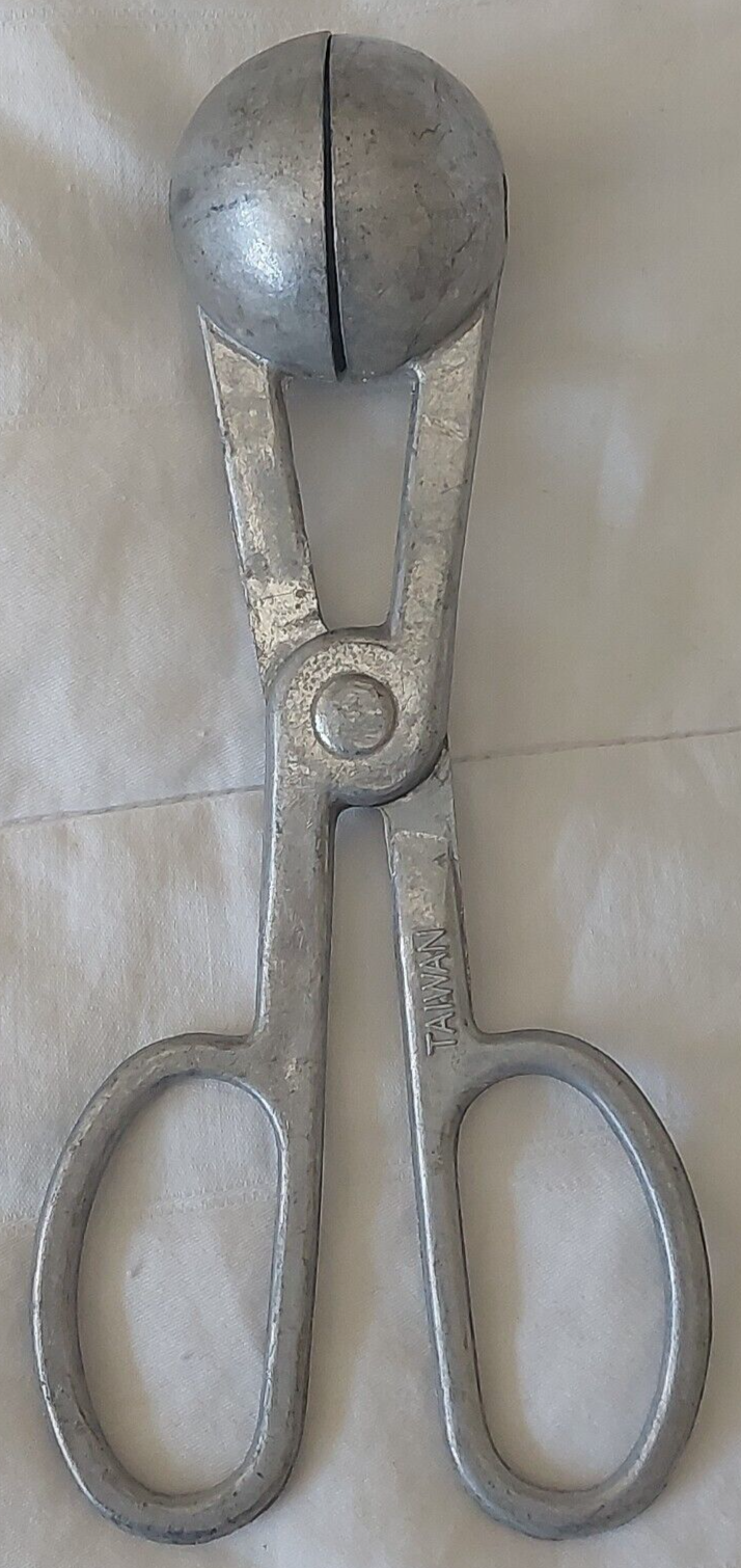 Vtg Aluminum Meatball / Melon Baller Scissor Handled Kitchen Tool 1 1/4 ...