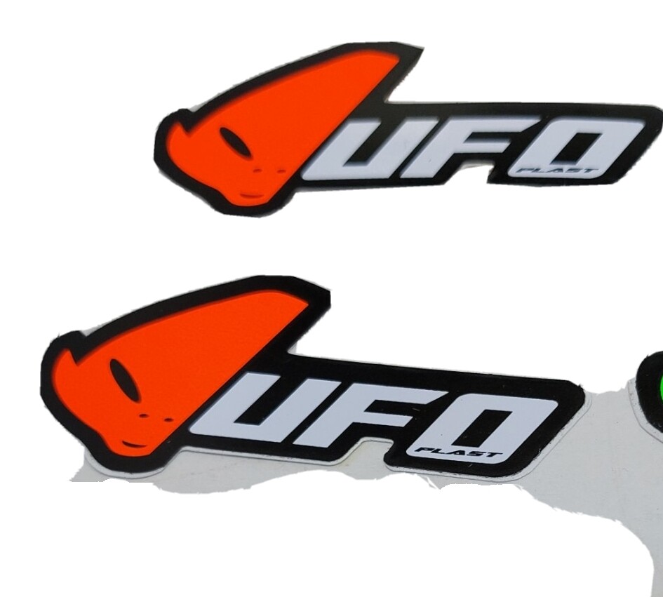 Logotipo Ufo Plast