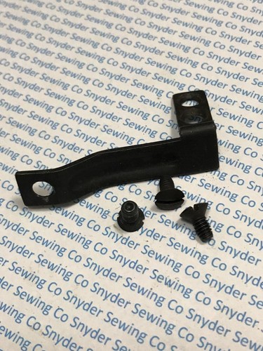 Genuine Singer Sewing Machine Light/Lamp Screw & Bracket Set - 15-91/66 ...