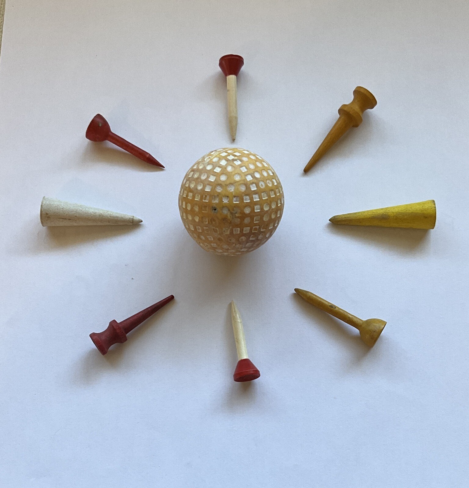 ANTIQUE GOLF BALL - Square And Round Dimples - c 1920s + 8 Antique Tees ...