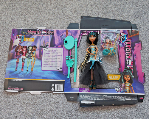 Mattel Monster High Cleo de Nile Ghoul's Rule Doll Complete with Box ...