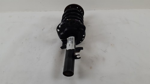 VOLVO XC60 I 2.4 LIFT AMORTISSEUR AVANT DROIT 31340477 | eBay