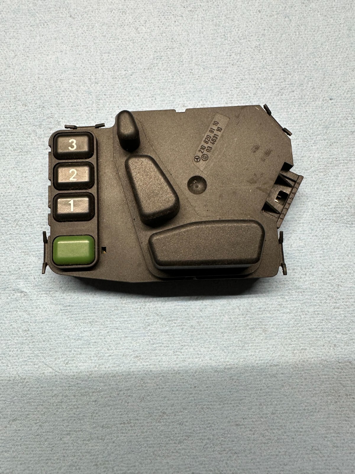 1998-2003 Mercedes Benz CLK Driver Side Seat Control Switch 210 820 91 ...