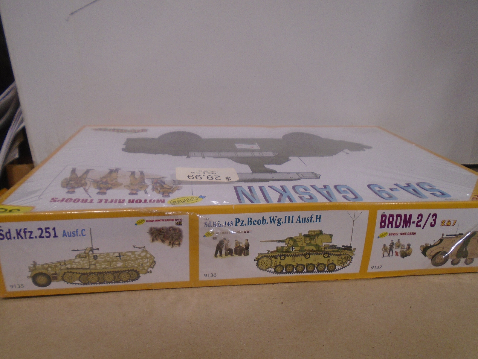 Dragon 9138 1 35 Sa9 Gaskin Sam Vehicle W/motor Rifle Troops for sale ...