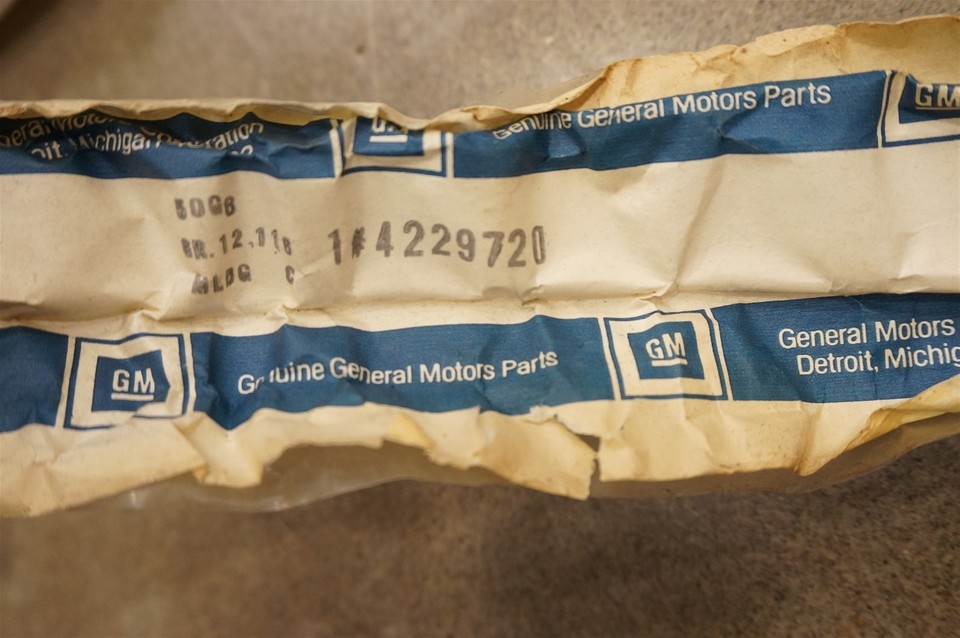 NOS 1967 Chevelle SS 396 LH RH Rear Wheel Well Trim Fender Moldings ...