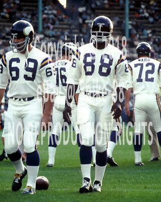 ALAN PAGE & DOUG SUTHERLAND MINNESOTA VIKINGS PRE-GAME WARMUPS 1971 | eBay