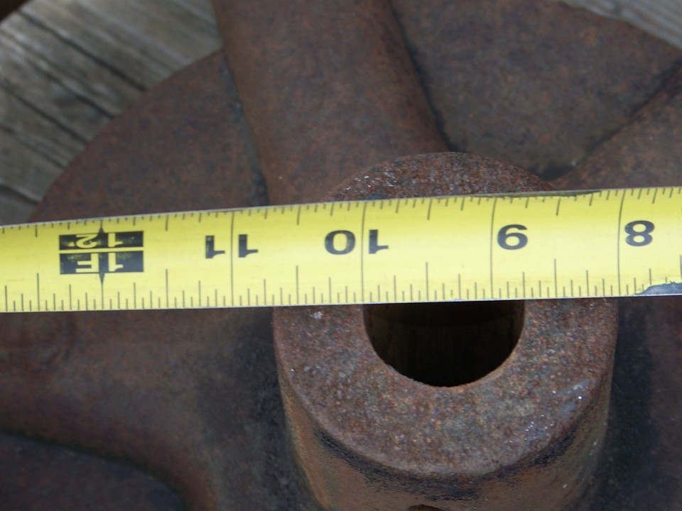 Vintage Industrial Hit-Miss Steam Gas Engine Clutch 619 Flat Belt ...