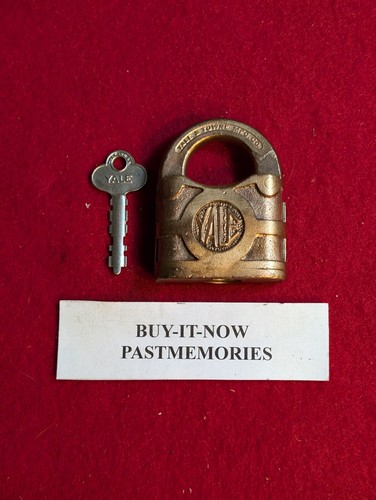 "YALE CLOVER" #843 STANDARD BRASS PADLOCK w/ KEY, OLD VINTAGE LOCKS ...