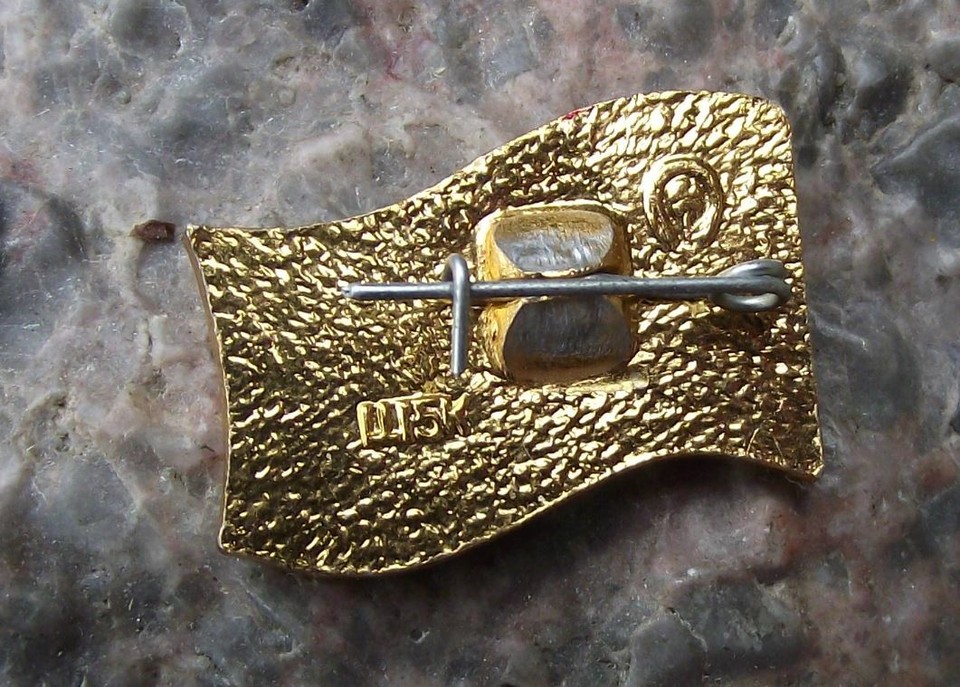 1986 XXVII 27th Communist Party Congress Soviet Union Hammer Sickle Pin ...