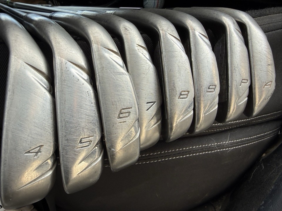 TaylorMade RBZ RocketBallz Iron Set 4-PW AW Graphite STIFF Right 65g ...