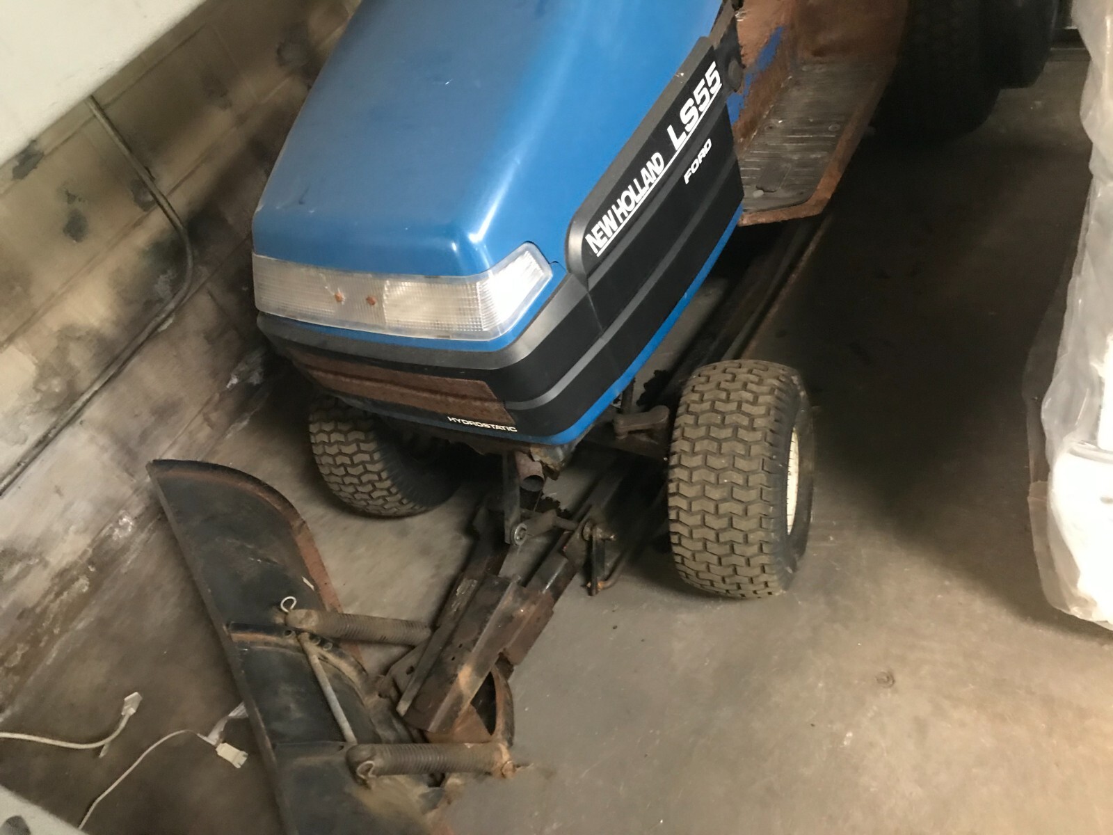 Ford New Holland LS55 Riding Tractor 4 feet snowplow ONLY SNOW PLOW ...