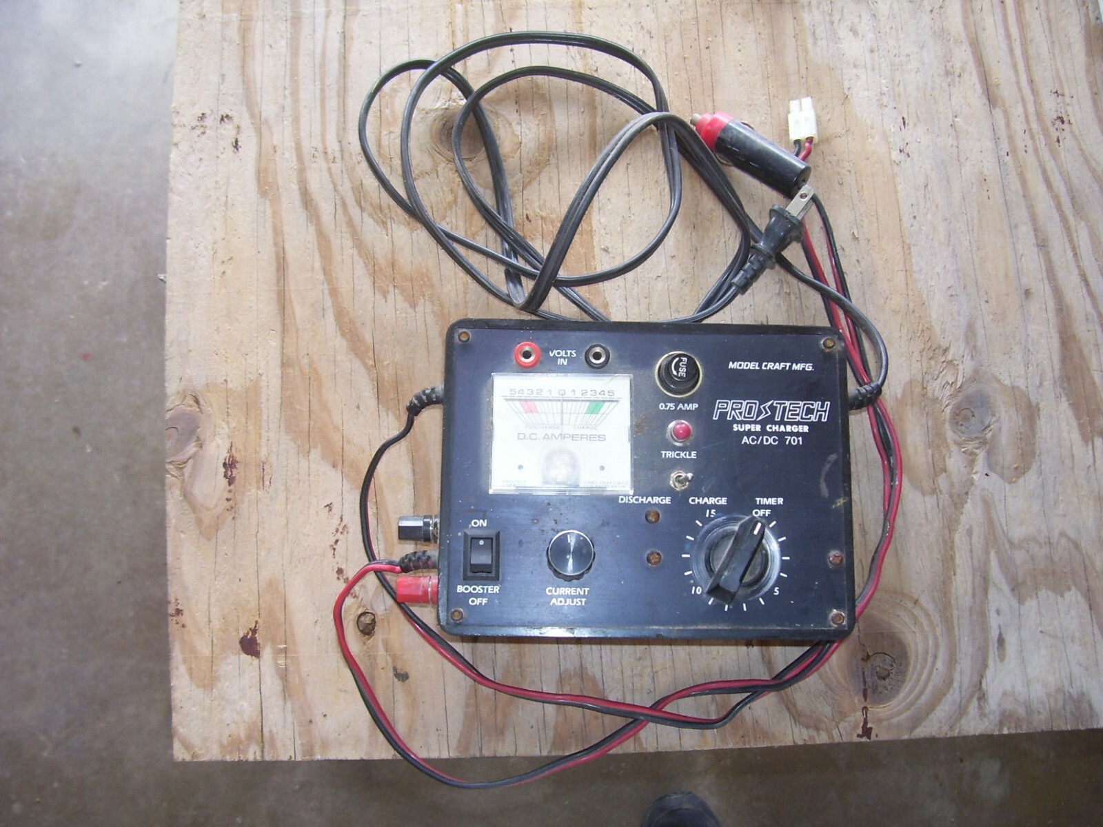 Vintage Battery Charger Model Craft ProTech Super Charger #701 | eBay
