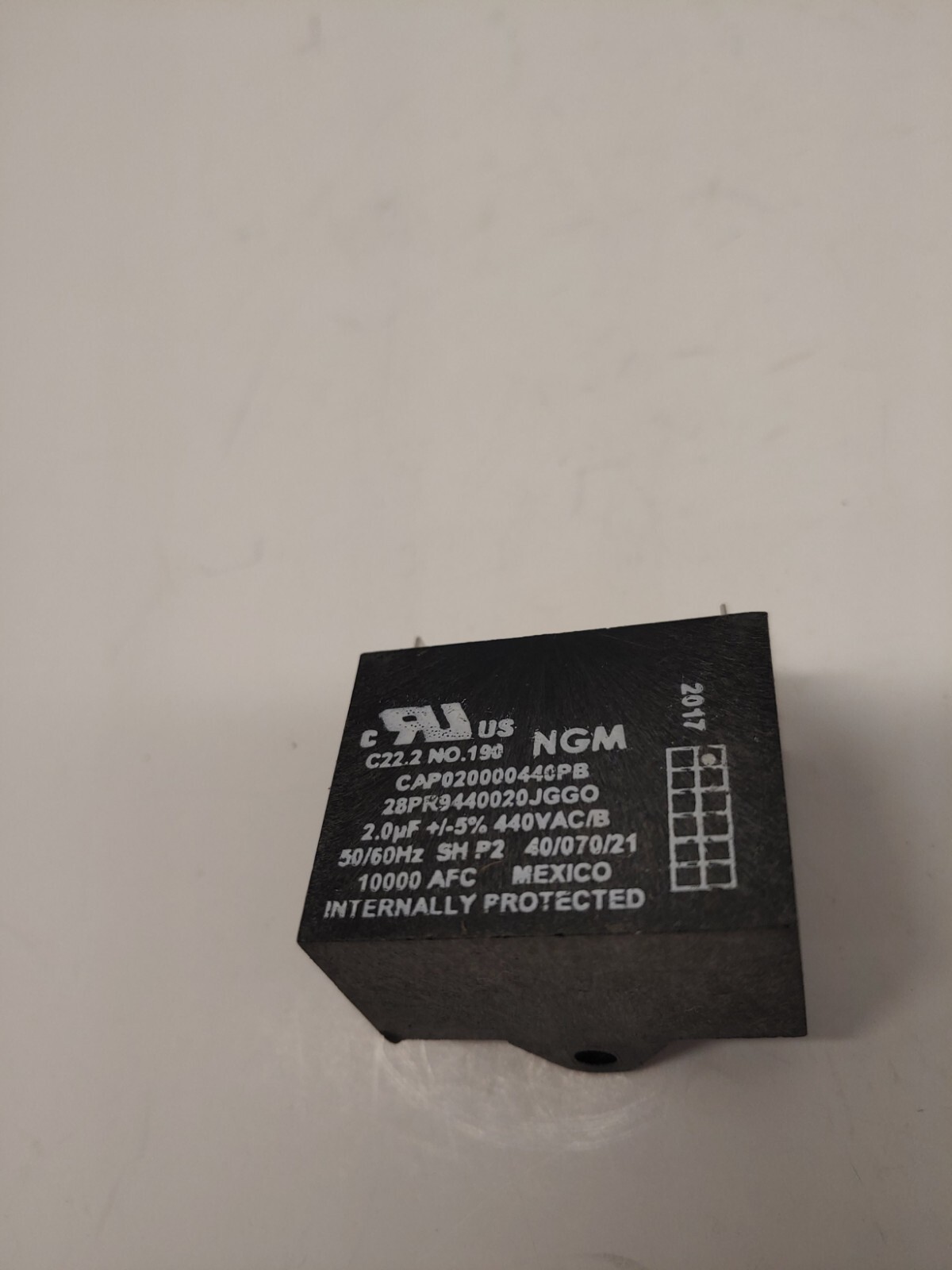 Goodman Amana CAP020000440PB Single Run Capacitor C22.2 NO.190 | eBay