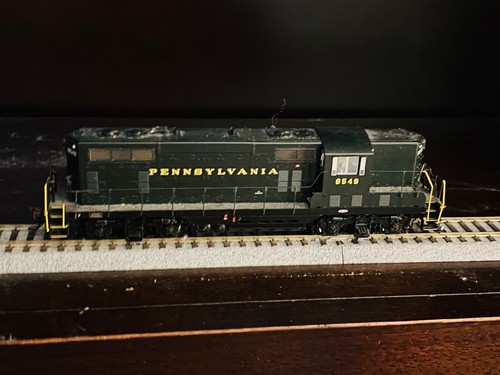 Proto 2000 HO Pennsylvania Railroad GP9 Phase III number 8549, New | eBay