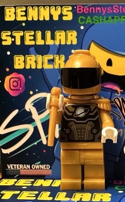 LEGO Classic Spaceman Pearl Gold Commander V1 | eBay Australia