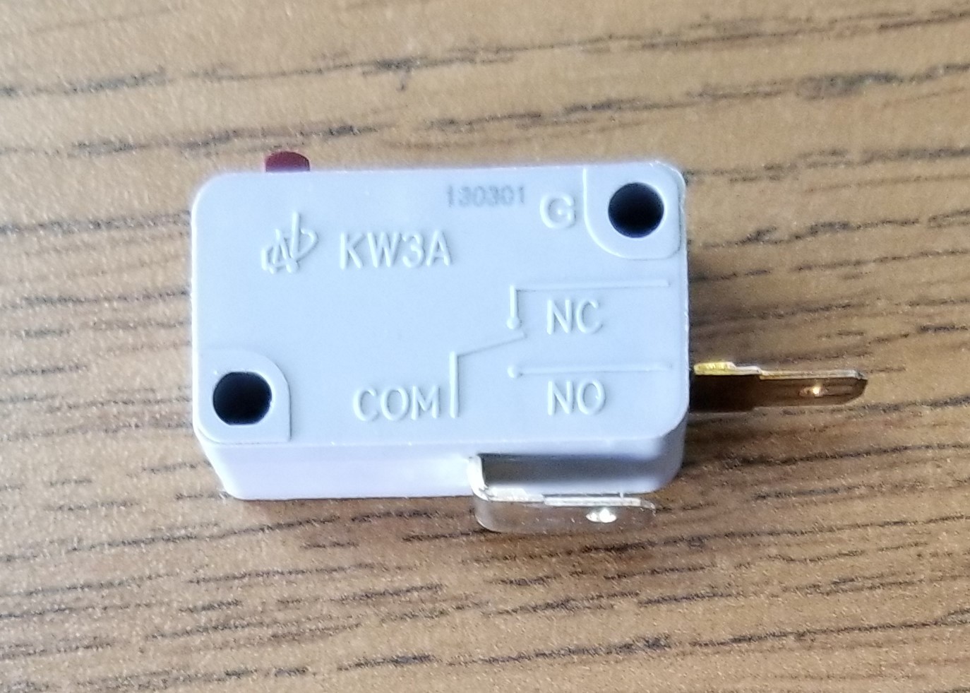 GENUINE DYSON DC50 UP15 VACUUM POWER SWITCH - 965145-01 - USED | eBay