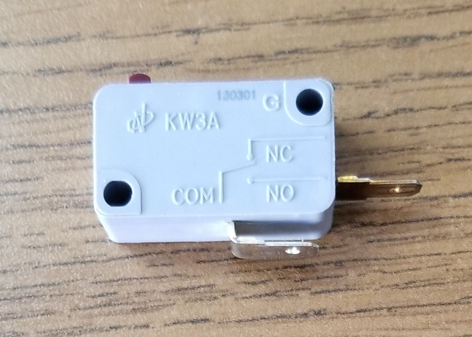 GENUINE DYSON DC50 UP15 VACUUM POWER SWITCH - 965145-01 - USED | eBay