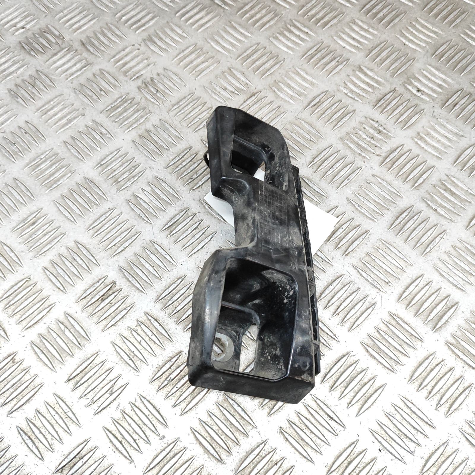 MERCEDES-BENZ C T-Model S204 Rear Bumper Right Bracket A2048851465 2012 ...