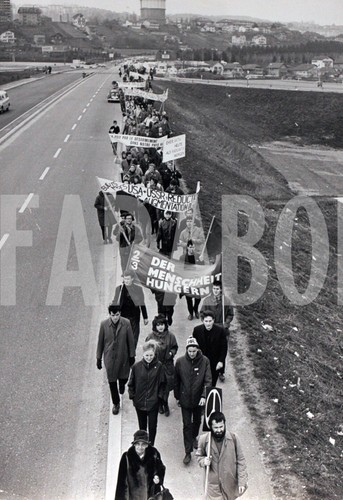 Vintage Press Photo History, Switzerland, Anti-Bomb March, 1964, Print ...