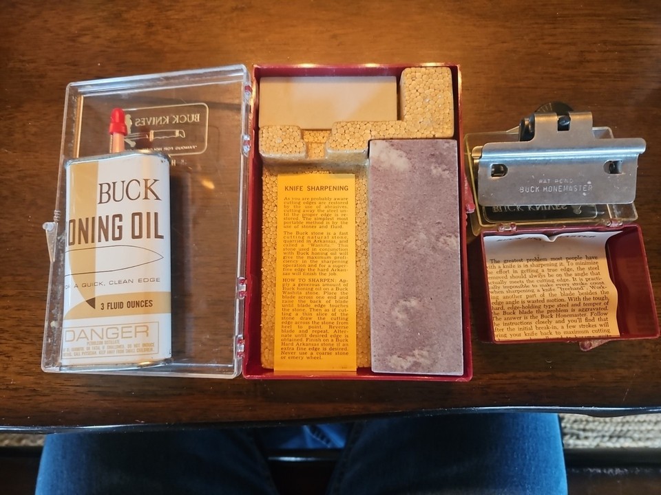 VTG NOS Buck Knives HONING KIT NO. 133 & HONEMASTER NO. 136 | eBay