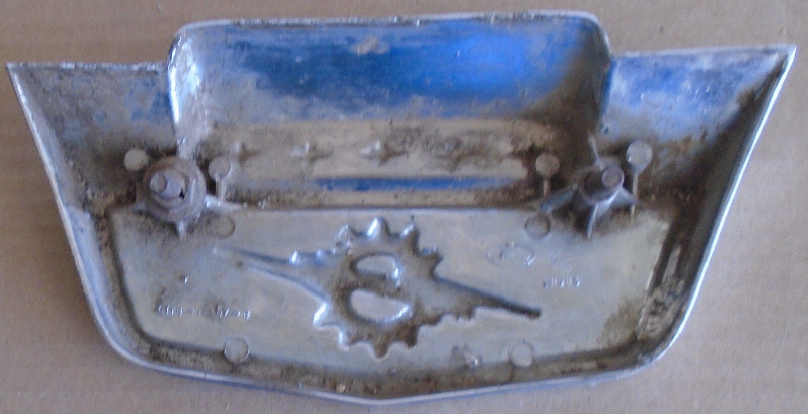 VINTAGE 1961-66 FORD TRUCK F100 STYLESIDE EMBLEM/HOOD ORNAMENT 62, 63 ...