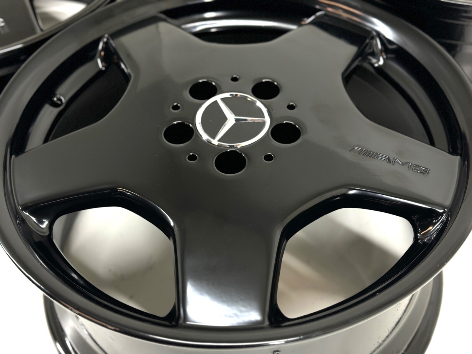 18" Mercedes-Benz AMG Monoblock Gloss Black Wheels Rims Set ...